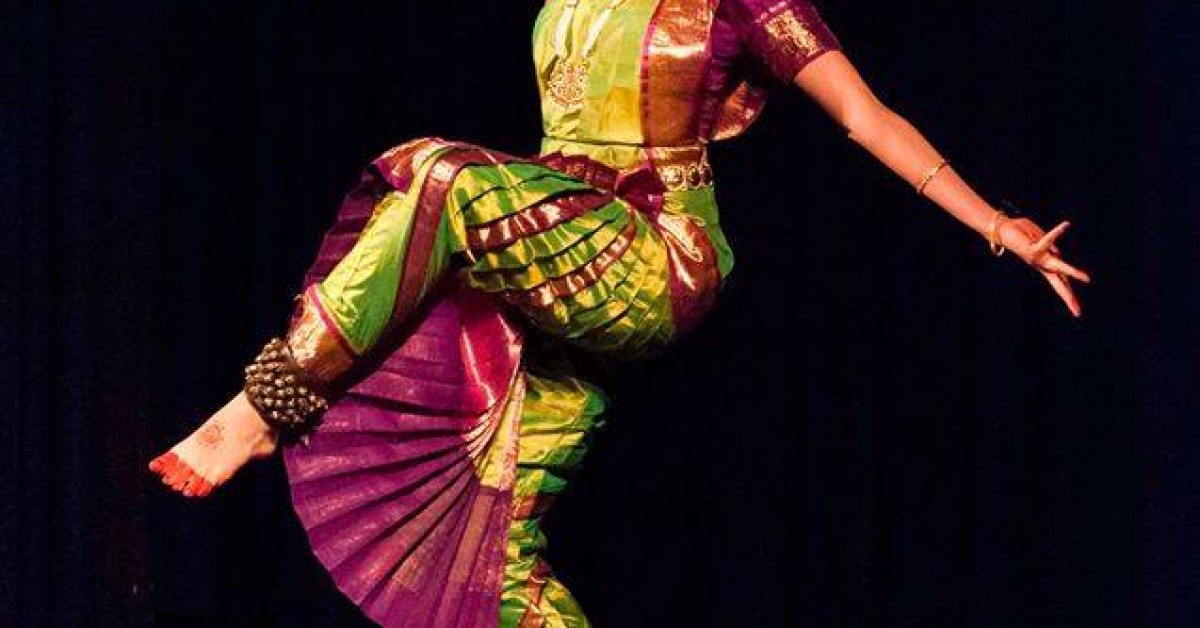 Tečaj indijskega plesa BHARAT NATYAM | Svetloba.si